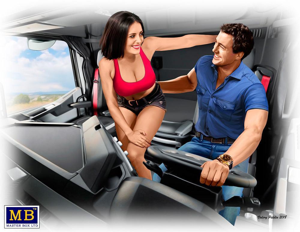 1/24 Master Box - Sandy Passenger & George Trucker Sitting 24062| MPM Hobbies