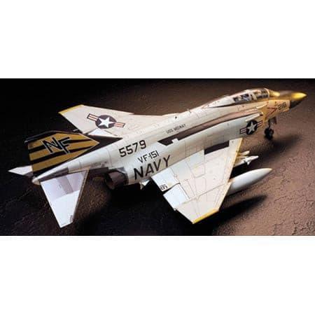 1/32 Tamiya McDonnell Douglas F-4J Phantom II - 60306| MPM Hobbies