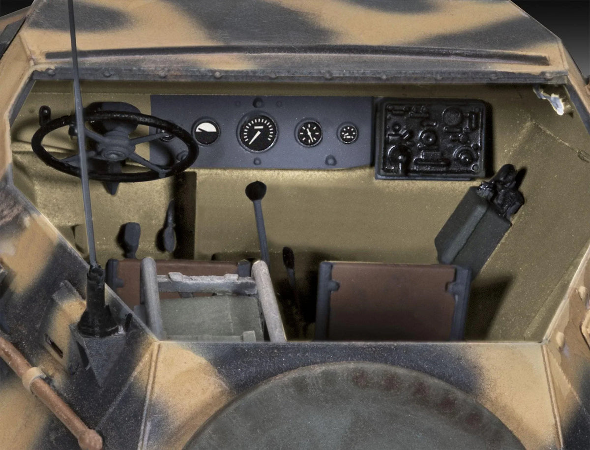 1/35 Revell Germany - German Command Armoured Vehicle Sd.Kfz.247 Ausf ...