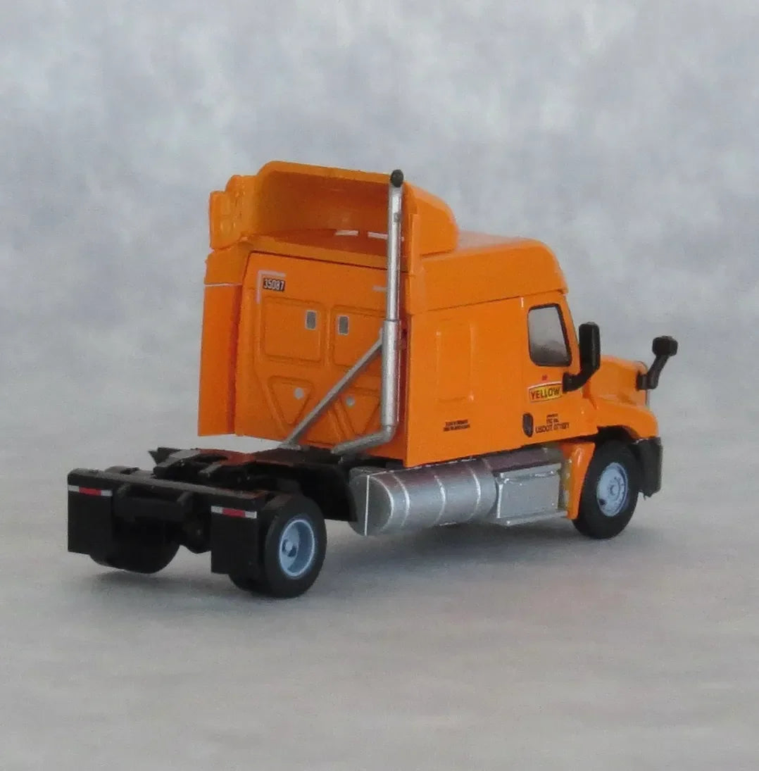 N Scale Trainworx Yellow Freightliner Cascadia Road #35087 - 42585-02 ...