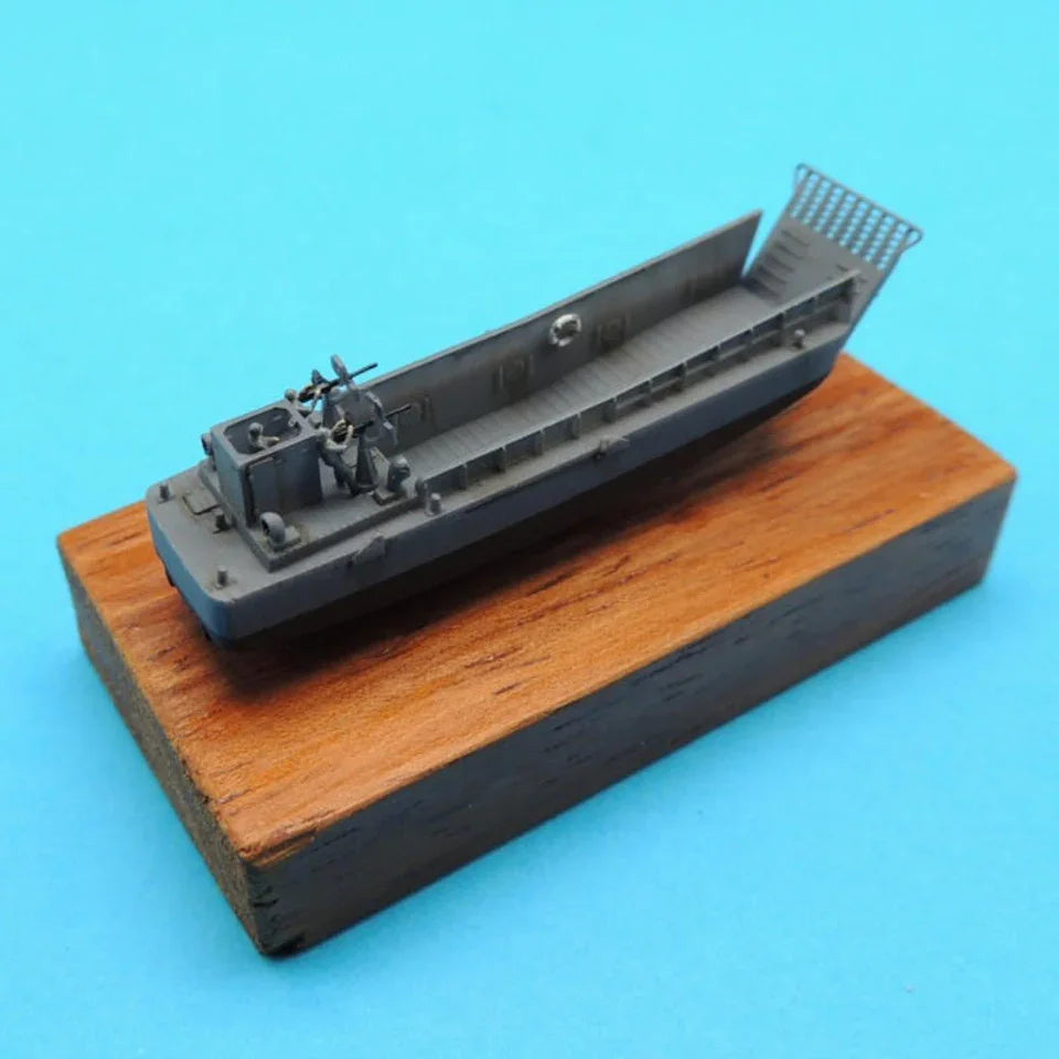 1/350 Black Cat Models LCM (6) Landing Craft Mechanized| MPM Hobbies